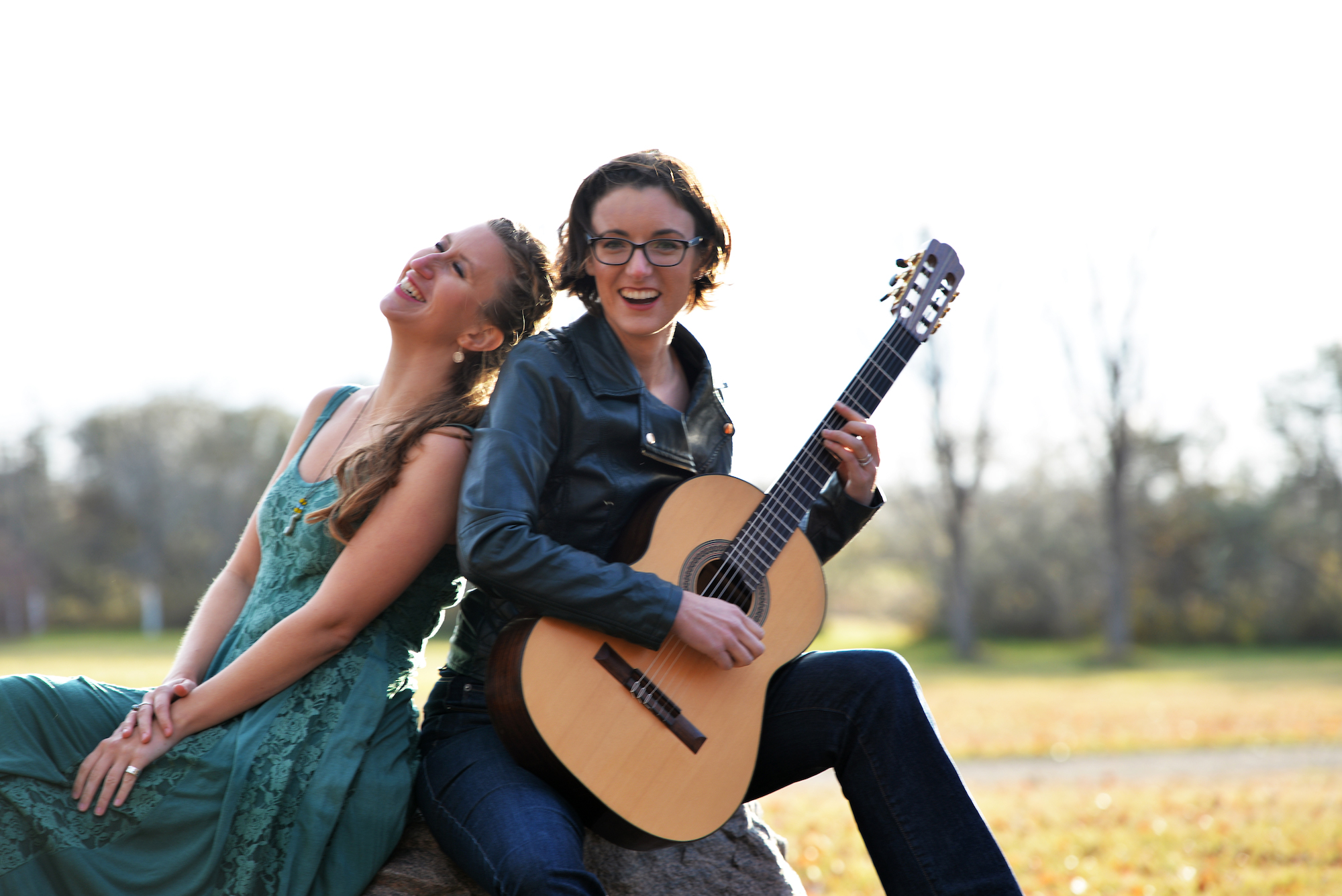 Duo Estelle – classical guitar and voice